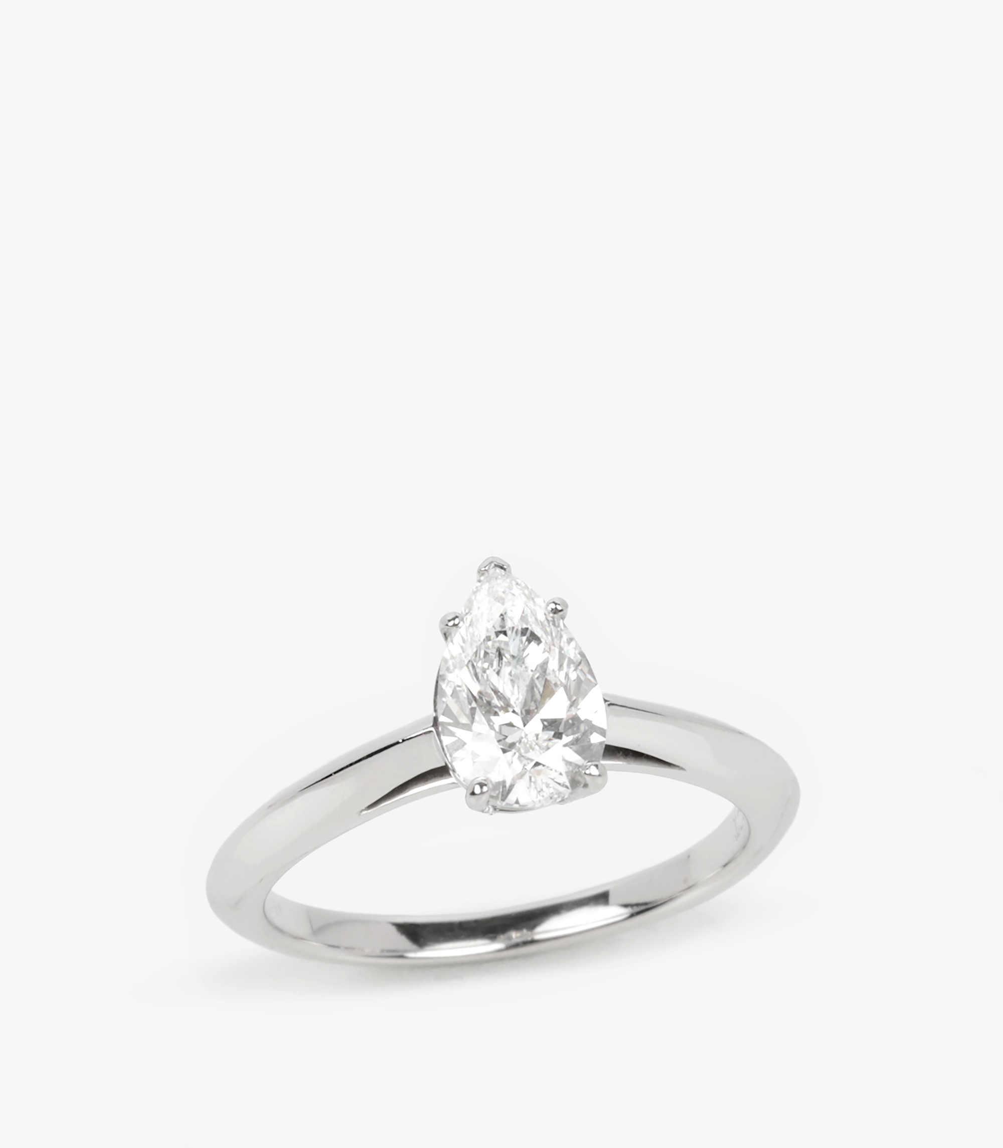 0.79ct Pear cut Diamond Platinum Ring