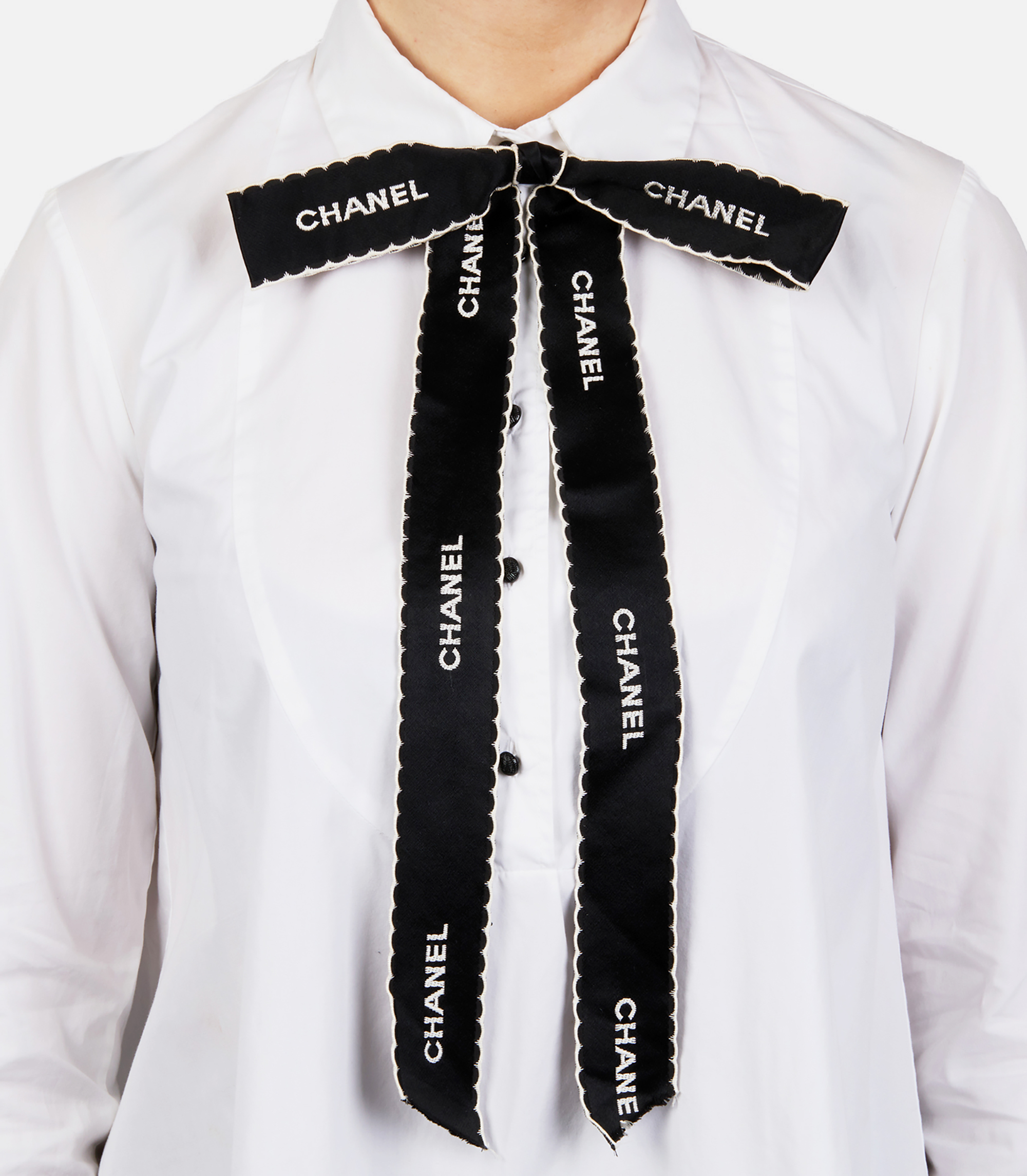 Chanel ribbon brooch store